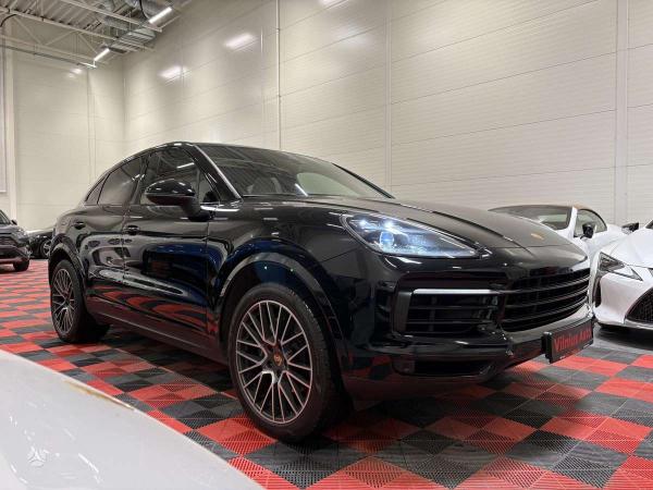 Черный Порше Cayenne Coupe 2021 в Вильнюс, объемом двигателя 3.00 л и пробегом 104 тыс. км за 53800 €, фото 3 на AUTOMOTO.COM.LV