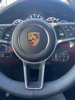 Черный Порше Cayenne Coupe 2021 в Каунас, объемом двигателя 3.00 л и пробегом 110 тыс. км за 71999 €, фото 11 на AUTOMOTO.COM.LV