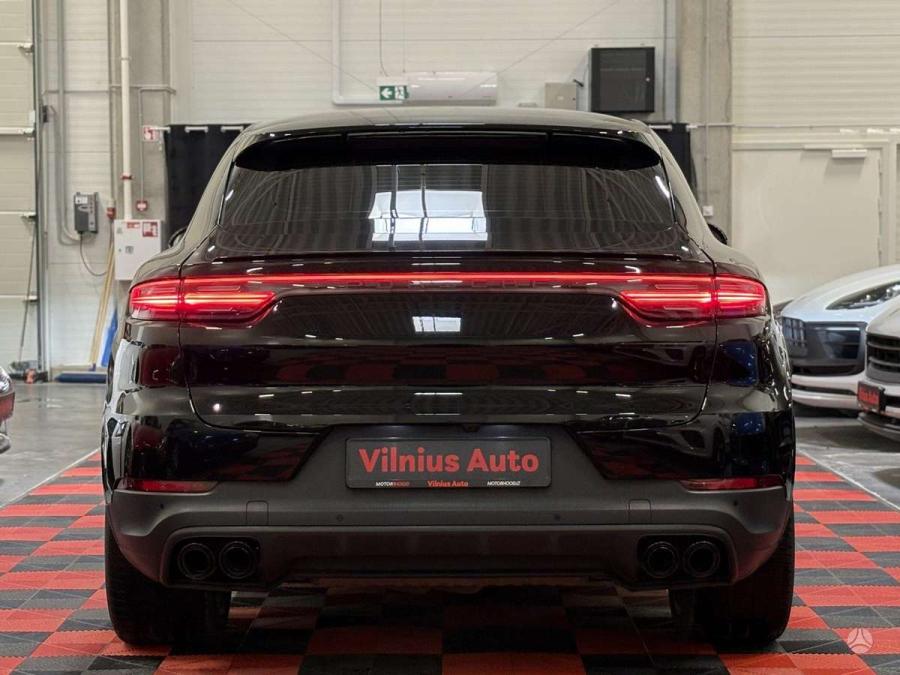 Черный Порше Cayenne Coupe 2021 в Вильнюс, объемом двигателя 3.00 л и пробегом 104 тыс. км за 52499 €, фото 6 на AUTOMOTO.COM.LV