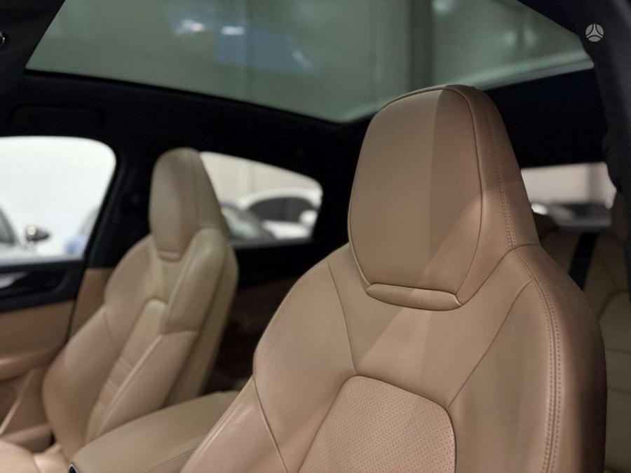 Черный Порше Cayenne Coupe 2021 в Вильнюс, объемом двигателя 3.00 л и пробегом 104 тыс. км за 52499 €, фото 15 на AUTOMOTO.COM.LV
