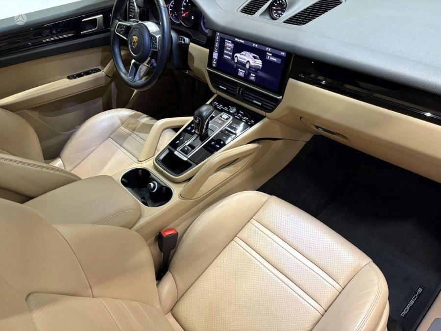 Черный Порше Cayenne Coupe 2021 в Вильнюс, объемом двигателя 3.00 л и пробегом 104 тыс. км за 52499 €, фото 16 на AUTOMOTO.COM.LV