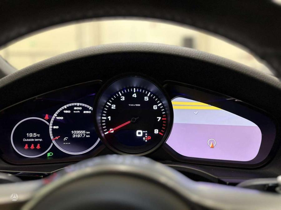 Черный Порше Cayenne Coupe 2021 в Вильнюс, объемом двигателя 3.00 л и пробегом 104 тыс. км за 52499 €, фото 22 на AUTOMOTO.COM.LV