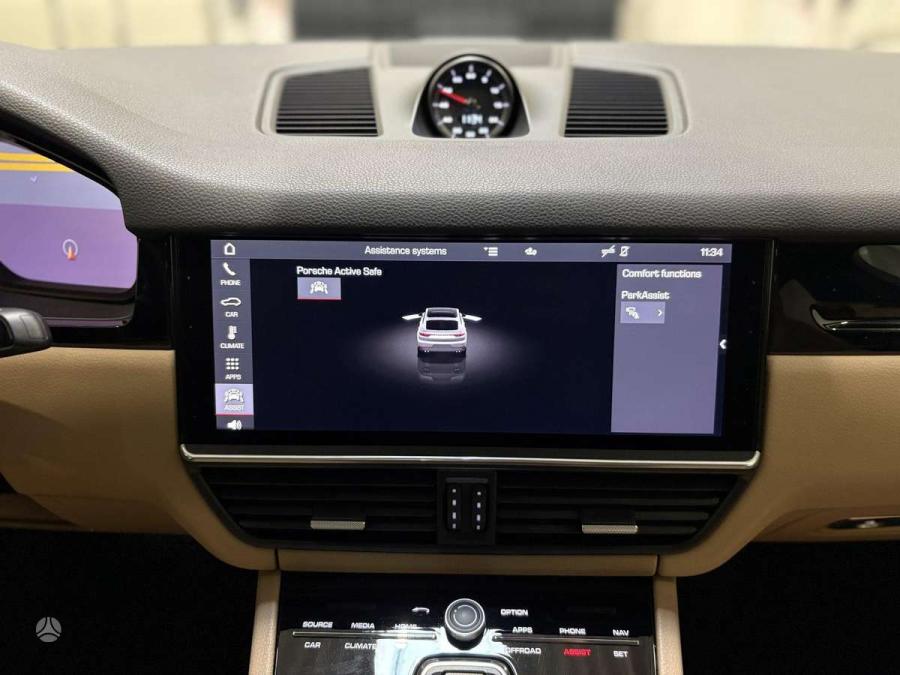 Черный Порше Cayenne Coupe 2021 в Вильнюс, объемом двигателя 3.00 л и пробегом 104 тыс. км за 52499 €, фото 29 на AUTOMOTO.COM.LV