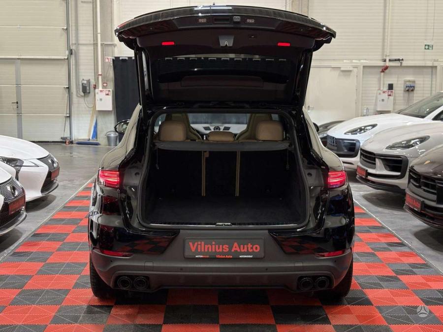 Черный Порше Cayenne Coupe 2021 в Вильнюс, объемом двигателя 3.00 л и пробегом 104 тыс. км за 52499 €, фото 33 на AUTOMOTO.COM.LV