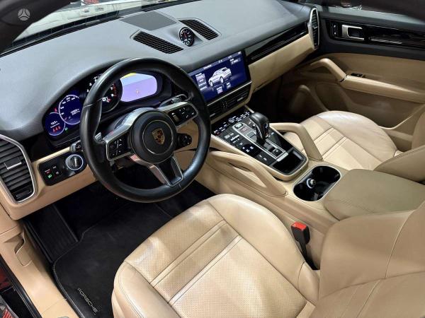 Черный Порше Cayenne Coupe 2021 в Вильнюс, объемом двигателя 3.00 л и пробегом 104 тыс. км за 49990 €, фото 10 на AUTOMOTO.COM.LV