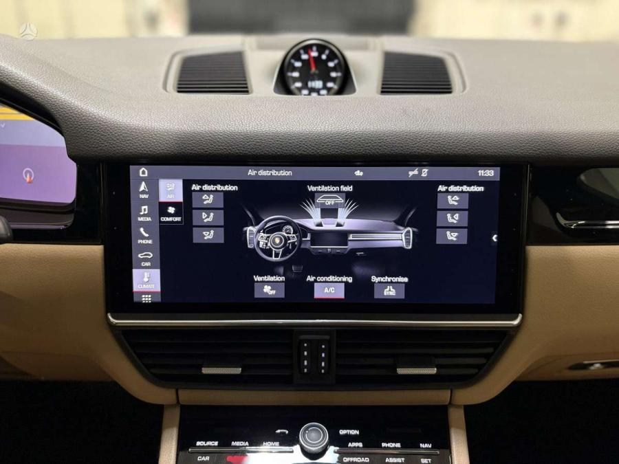 Черный Порше Cayenne Coupe 2021 в Вильнюс, объемом двигателя 3.00 л и пробегом 104 тыс. км за 49990 €, фото 25 на AUTOMOTO.COM.LV