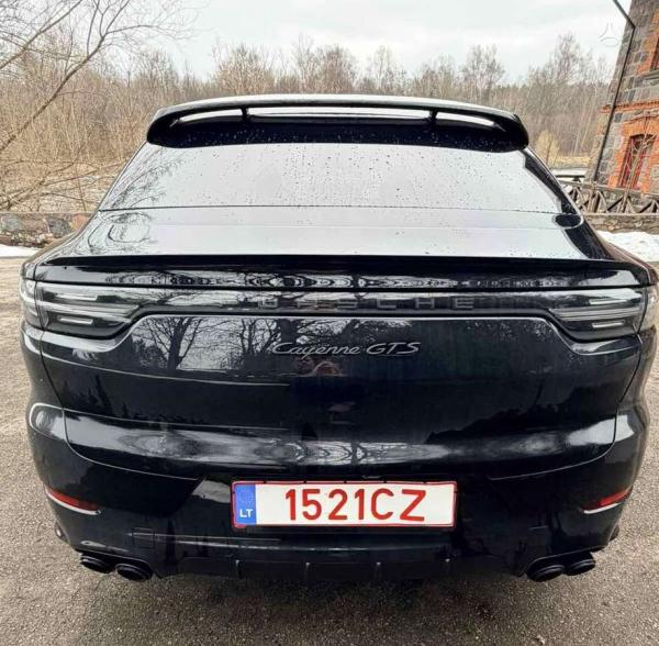 Melns Porsche Cayenne Coupe 2021 Viļņa, ar dzinēja tilpumu 4.00 L un nobraukumu 56 tūkst. km par 66000 €, foto 6 vietnē AUTOMOTO.COM.LV