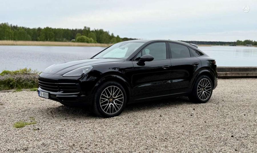 Black Porsche Cayenne Coupe 2021 in Jurmala, with an engine capacity of 3.00 L and mileage of 84 thousand km for 50900 €, photo 6 on AUTOMOTO.COM.LV