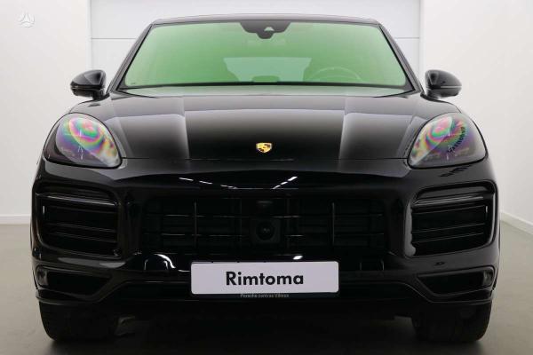 Black Porsche Cayenne Coupe 2023 in Vilnius, with an engine capacity of 4.00 L and mileage of 60 thousand km for 87700 €, photo 5 on AUTOMOTO.COM.LV