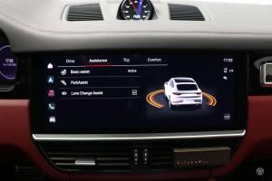 Черный Порше Cayenne Coupe 2023 в Вильнюс, объемом двигателя 4.00 л и пробегом 65 тыс. км за 81900 €, фото 21 на AUTOMOTO.COM.LV