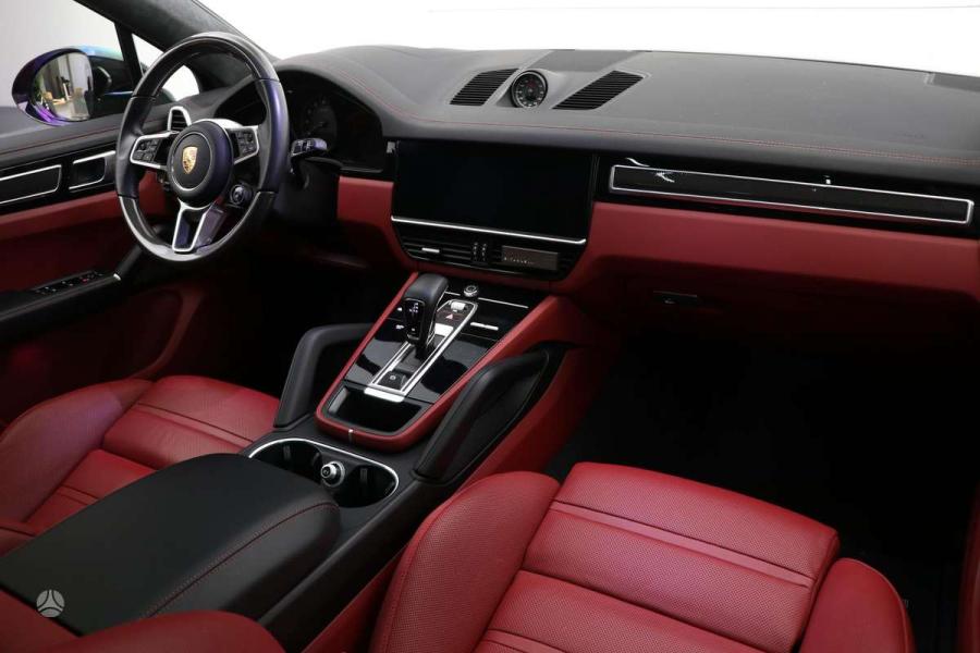 Melns Porsche Cayenne Coupe 2023 Viļņa, ar dzinēja tilpumu 4.00 L un nobraukumu 65 tūkst. km par 81900 €, foto 25 vietnē AUTOMOTO.COM.LV