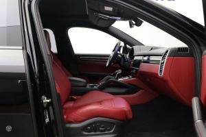 Melns Porsche Cayenne Coupe 2023 Viļņa, ar dzinēja tilpumu 4.00 L un nobraukumu 65 tūkst. km par 81900 €, foto 9 vietnē AUTOMOTO.COM.LV