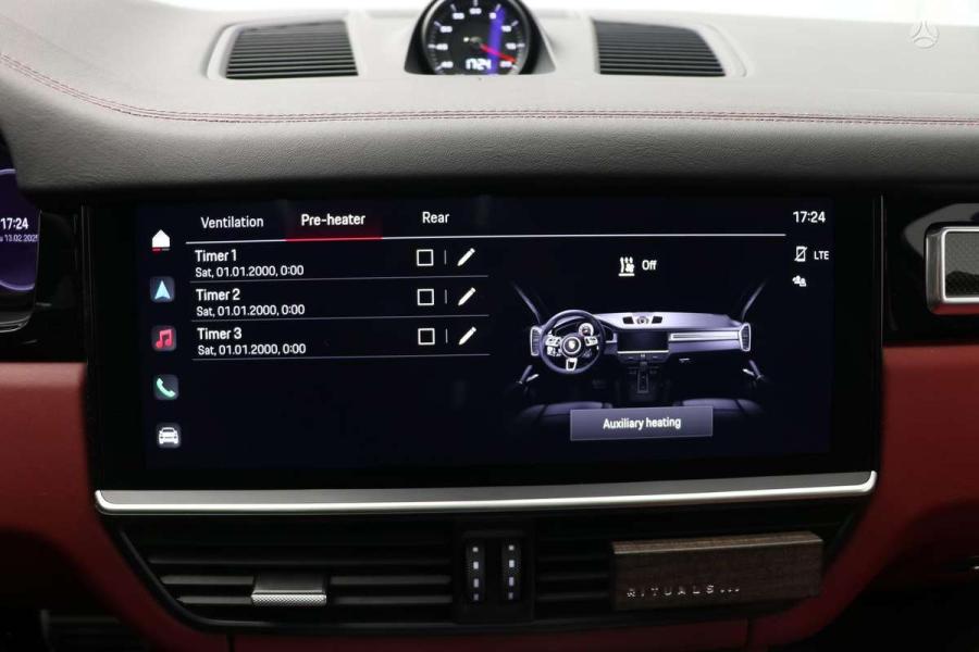 Melns Porsche Cayenne Coupe 2023 Viļņa, ar dzinēja tilpumu 4.00 L un nobraukumu 65 tūkst. km par 81900 €, foto 22 vietnē AUTOMOTO.COM.LV