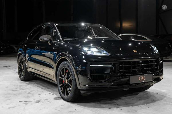 Black Porsche Cayenne Coupe 2025 in Riga, with an engine capacity of 0.00 L and mileage of 10 thousand km for 139900 €, photo 3 on AUTOMOTO.COM.LV
