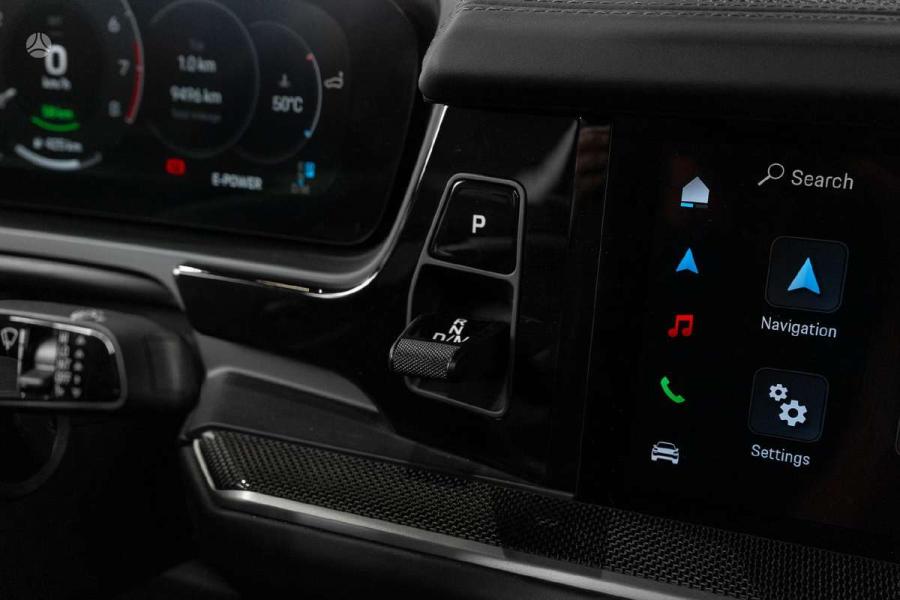 Black Porsche Cayenne Coupe 2025 in Riga, with an engine capacity of 0.00 L and mileage of 10 thousand km for 139900 €, photo 35 on AUTOMOTO.COM.LV