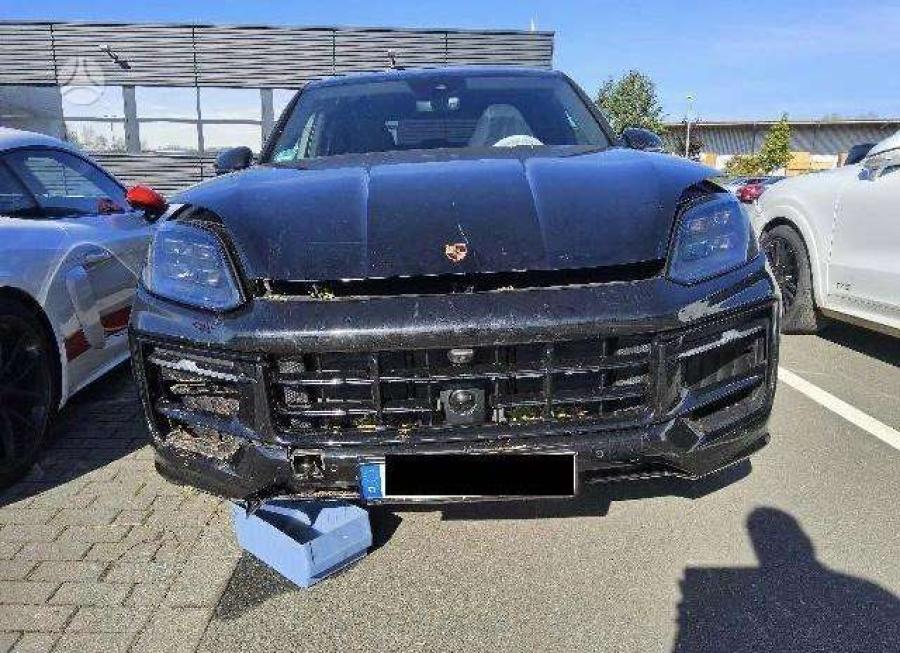 Черный Порше Cayenne Coupe 2026 в Клайпеда, объемом двигателя 4.00 л и пробегом 10 тыс. км за 66700 €, фото 4 на AUTOMOTO.COM.LV