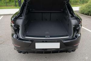 Black Porsche Cayenne Coupe 2026 in Vilnius, with an engine capacity of 3.00 L and mileage of 0 thousand km for 145200 €, photo 11 on AUTOMOTO.COM.LV