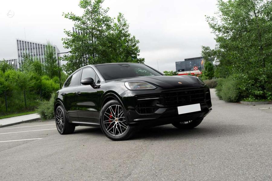 Black Porsche Cayenne Coupe 2026 in Vilnius, with an engine capacity of 3.00 L and mileage of 0 thousand km for 145200 €, photo 18 on AUTOMOTO.COM.LV