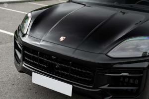 Black Porsche Cayenne Coupe 2026 in Vilnius, with an engine capacity of 3.00 L and mileage of 0 thousand km for 145200 €, photo 20 on AUTOMOTO.COM.LV