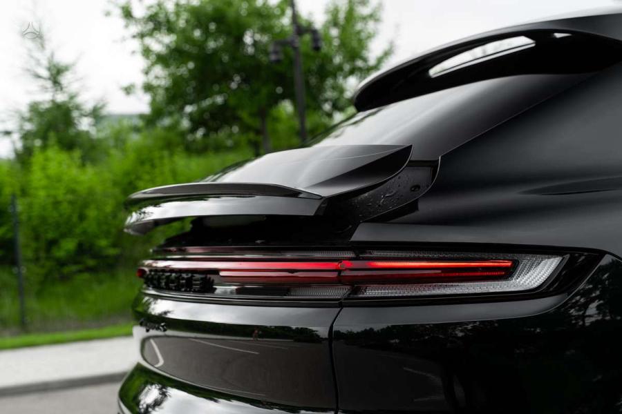 Black Porsche Cayenne Coupe 2026 in Vilnius, with an engine capacity of 3.00 L and mileage of 0 thousand km for 145200 €, photo 25 on AUTOMOTO.COM.LV