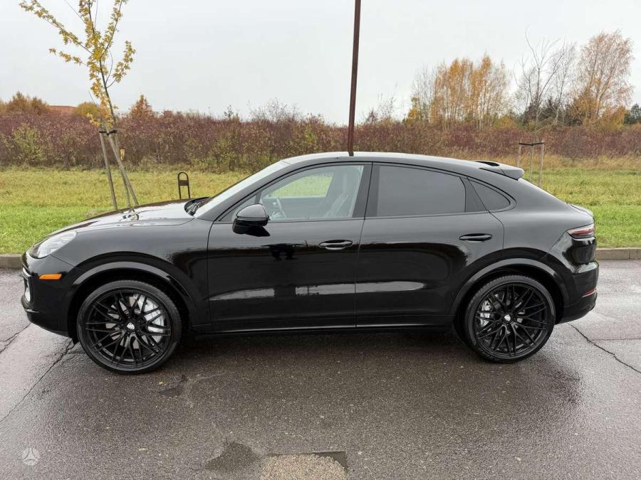 Black Porsche Cayenne Coupe 2020 in Siauliai, with an engine capacity of 4.00 L and mileage of 85 thousand km for 72000 €, photo 5 on AUTOMOTO.COM.LV