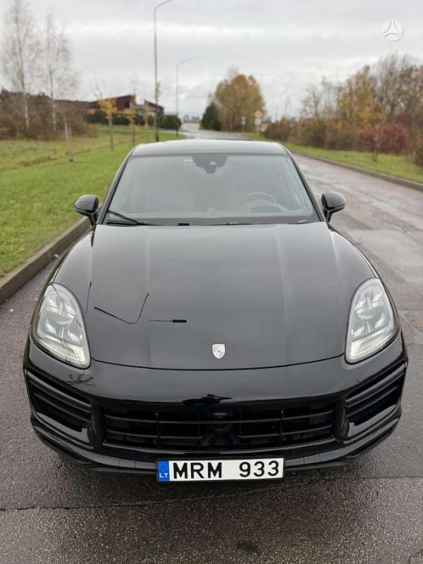 Black Porsche Cayenne Coupe 2020 in Siauliai, with an engine capacity of 4.00 L and mileage of 85 thousand km for 72000 €, photo 5 on AUTOMOTO.COM.LV