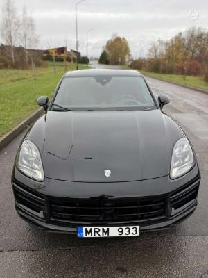 Black Porsche Cayenne Coupe 2020 in Siauliai, with an engine capacity of 4.00 L and mileage of 85 thousand km for 72000 €, photo 6 on AUTOMOTO.COM.LV