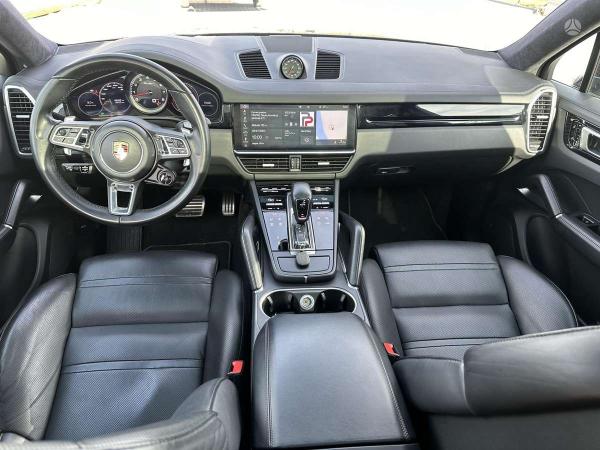 Black Porsche Cayenne Coupe 2020 in Siauliai, with an engine capacity of 4.00 L and mileage of 85 thousand km for 72000 €, photo 8 on AUTOMOTO.COM.LV