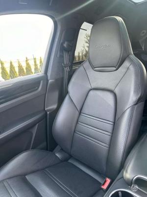 Black Porsche Cayenne Coupe 2020 in Siauliai, with an engine capacity of 4.00 L and mileage of 85 thousand km for 72000 €, photo 11 on AUTOMOTO.COM.LV