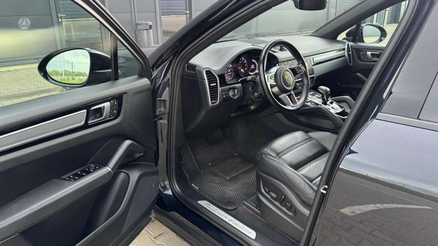 Синий Порше Cayenne Coupe 2022 в Вильнюс, объемом двигателя 3.00 л и пробегом 61 тыс. км за 65990 €, фото 11 на AUTOMOTO.COM.LV