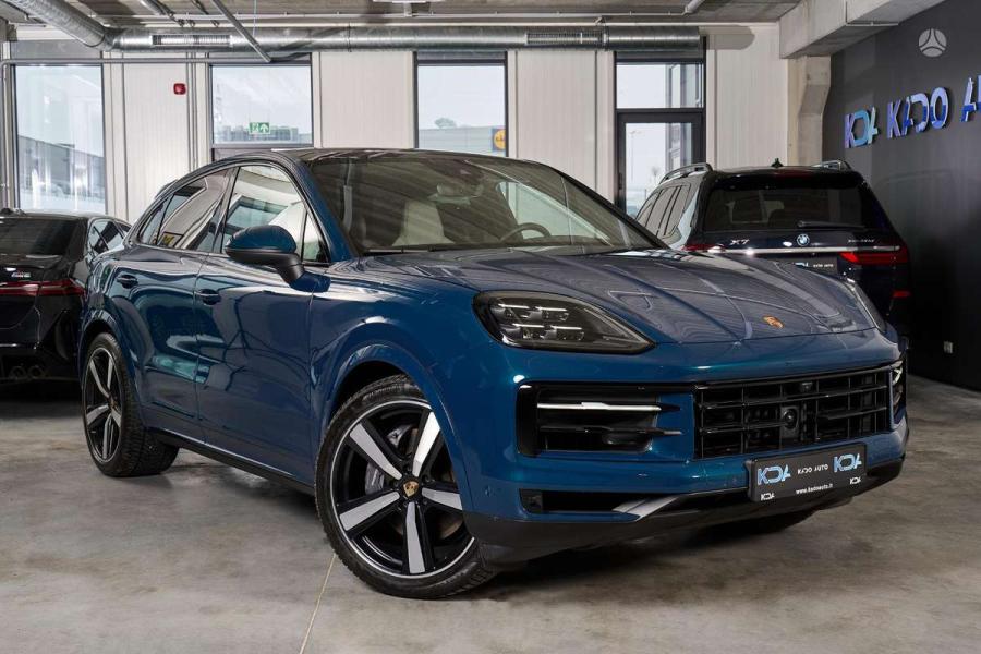 Blue Porsche Cayenne Coupe 2024 in Kaunas, with an engine capacity of 3.00 L and mileage of 21 thousand km for 102950 €, photo 1 on AUTOMOTO.COM.LV
