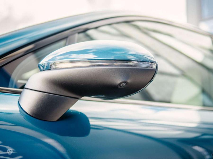 Blue Porsche Cayenne Coupe 2024 in Kaunas, with an engine capacity of 3.00 L and mileage of 25 thousand km for 99450 €, photo 10 on AUTOMOTO.COM.LV