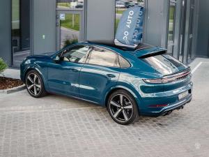 Blue Porsche Cayenne Coupe 2024 in Kaunas, with an engine capacity of 3.00 L and mileage of 25 thousand km for 99450 €, photo 13 on AUTOMOTO.COM.LV