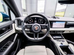 Blue Porsche Cayenne Coupe 2024 in Kaunas, with an engine capacity of 3.00 L and mileage of 25 thousand km for 99450 €, photo 19 on AUTOMOTO.COM.LV