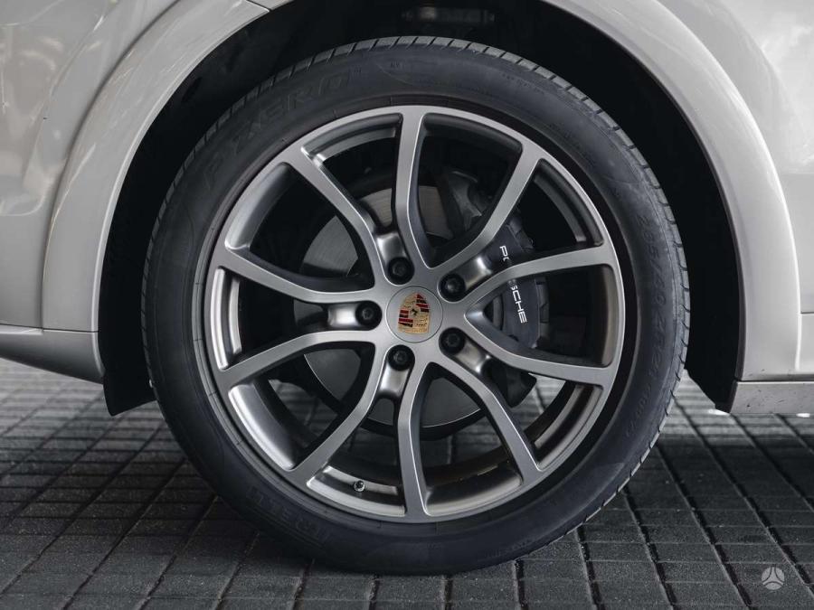 Коричневый Порше Cayenne Coupe 2021 в Вильнюс, объемом двигателя 0.00 л и пробегом 97 тыс. км за 64911 €, фото 23 на AUTOMOTO.COM.LV