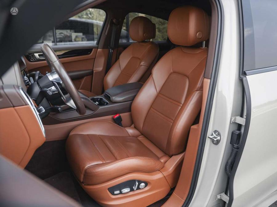 Коричневый Порше Cayenne Coupe 2021 в Вильнюс, объемом двигателя 0.00 л и пробегом 97 тыс. км за 64911 €, фото 26 на AUTOMOTO.COM.LV