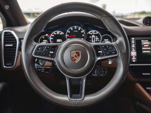 Коричневый Порше Cayenne Coupe 2021 в Вильнюс, объемом двигателя 0.00 л и пробегом 97 тыс. км за 64911 €, фото 29 на AUTOMOTO.COM.LV