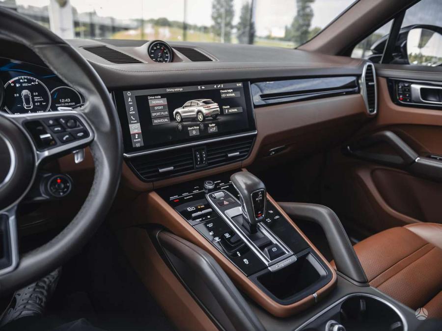 Коричневый Порше Cayenne Coupe 2021 в Вильнюс, объемом двигателя 0.00 л и пробегом 97 тыс. км за 64911 €, фото 32 на AUTOMOTO.COM.LV