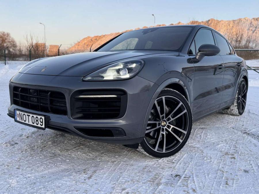 Серый Порше Cayenne Coupe 2019 в Вильнюс, объемом двигателя 3.00 л и пробегом 98 тыс. км за 49900 €, фото 2 на AUTOMOTO.COM.LV