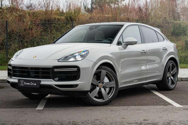 Pelēks Porsche Cayenne Coupe 2019 Viļņa, ar dzinēja tilpumu 4.00 L un nobraukumu 70 tūkst. km par 84990 €, foto 1 vietnē AUTOMOTO.COM.LV