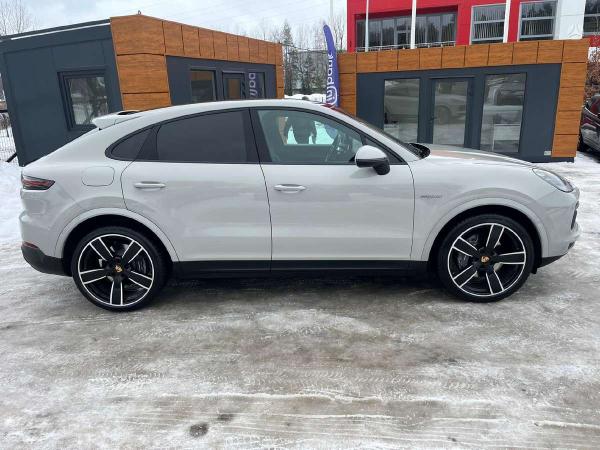 Pelēks Porsche Cayenne Coupe 2019 Kauņa, ar dzinēja tilpumu 3.00 L un nobraukumu 203 tūkst. km par 48500 €, foto 7 vietnē AUTOMOTO.COM.LV