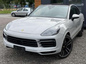 Серый Порше Cayenne Coupe 2019 в Каунас, объемом двигателя 3.00 л и пробегом 200 тыс. км за 43900 €, фото  на AUTOMOTO.COM.LV