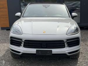 Серый Порше Cayenne Coupe 2019 в Каунас, объемом двигателя 3.00 л и пробегом 200 тыс. км за 43900 €, фото 12 на AUTOMOTO.COM.LV