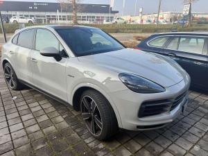 Серый Порше Cayenne Coupe 2019 в Каунас, объемом двигателя 3.00 л и пробегом 200 тыс. км за 43900 €, фото 15 на AUTOMOTO.COM.LV