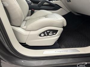 Серый Порше Cayenne Coupe 2020 в Авиженяй, объемом двигателя 3.00 л и пробегом 154 тыс. км за 57900 €, фото 7 на AUTOMOTO.COM.LV
