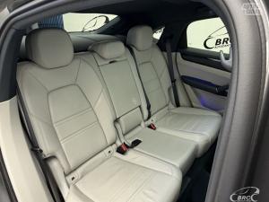 Серый Порше Cayenne Coupe 2020 в Авиженяй, объемом двигателя 3.00 л и пробегом 154 тыс. км за 57900 €, фото 15 на AUTOMOTO.COM.LV