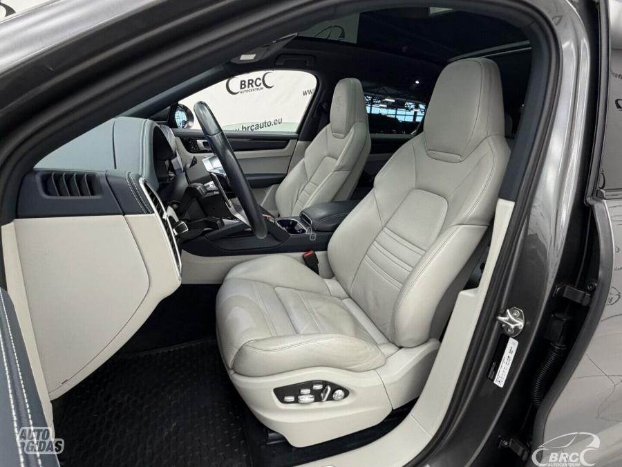 Серый Порше Cayenne Coupe 2020 в Авиженяй, объемом двигателя 3.00 л и пробегом 154 тыс. км за 57900 €, фото 26 на AUTOMOTO.COM.LV