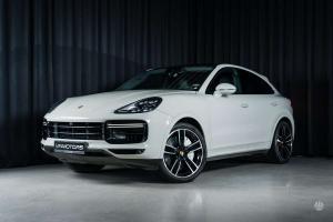 Pelēks Porsche Cayenne Coupe 2020 Viļņa, ar dzinēja tilpumu 4.40 L un nobraukumu 84 tūkst. km par 74998 €, foto  vietnē AUTOMOTO.COM.LV