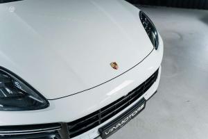 Pelēks Porsche Cayenne Coupe 2020 Viļņa, ar dzinēja tilpumu 4.40 L un nobraukumu 84 tūkst. km par 74998 €, foto 8 vietnē AUTOMOTO.COM.LV