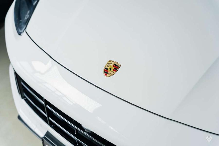Pelēks Porsche Cayenne Coupe 2020 Viļņa, ar dzinēja tilpumu 4.40 L un nobraukumu 84 tūkst. km par 74998 €, foto 13 vietnē AUTOMOTO.COM.LV